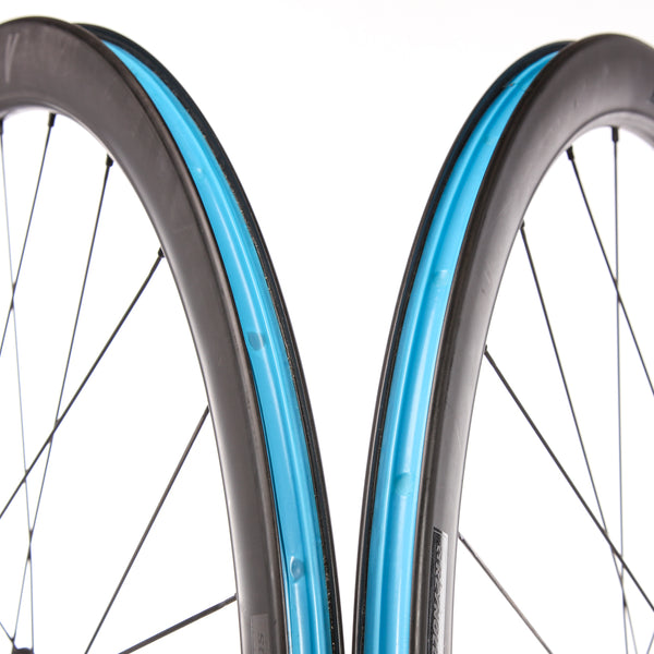 Reynolds Assault 41 Carbon Tubeless 700c Wheelset | The Pro's Closet ...
