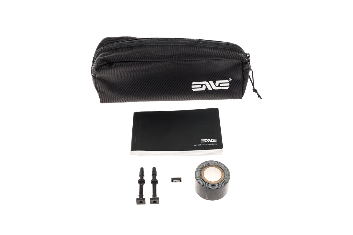 Enve M70 Thirty Carbon Tubeless 27.5" Wheelset | The Pro's Closet