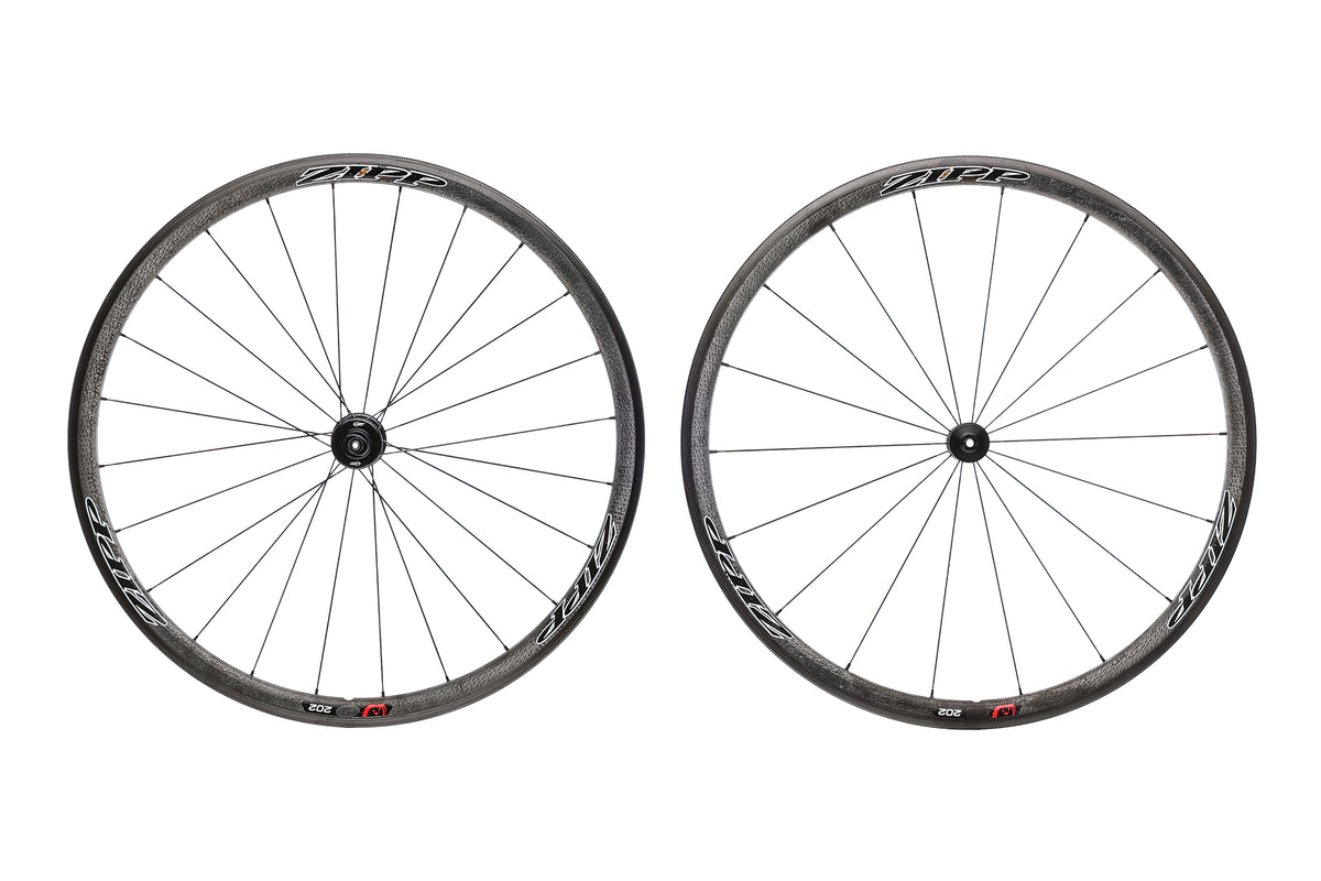 Zipp 202 Firecrest Carbon Clincher 700c Wheelset | The Pro's Closet