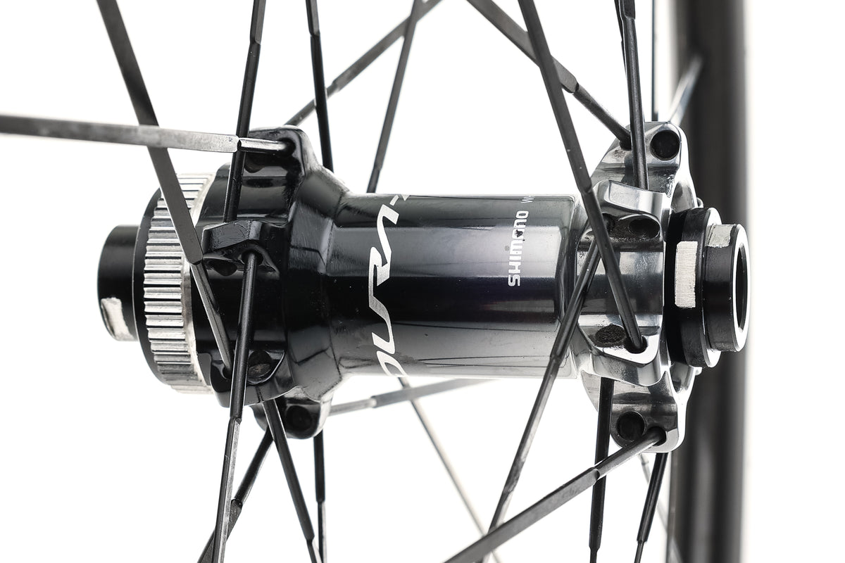 Shimano Dura-Ace C40 Carbon Tubeless 700c Front | The Pro's Closet