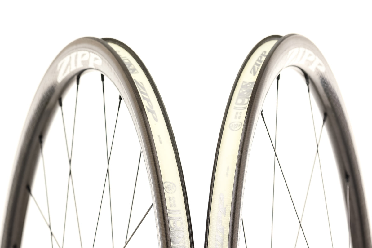 Zipp 202 Firecrest Carbon Clincher 700c Wheelset | The Pro's Closet