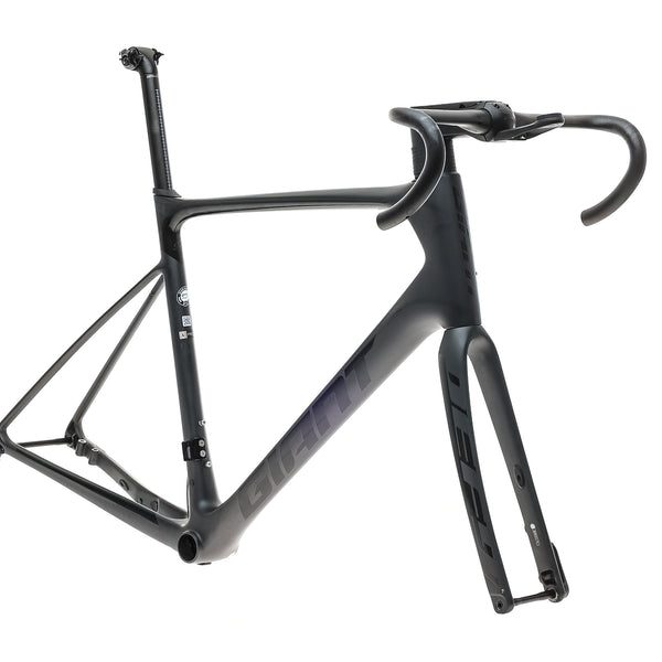 Giant Defy Advanced Pro 2 Large Frameset - 2020 | The Pro's Closet