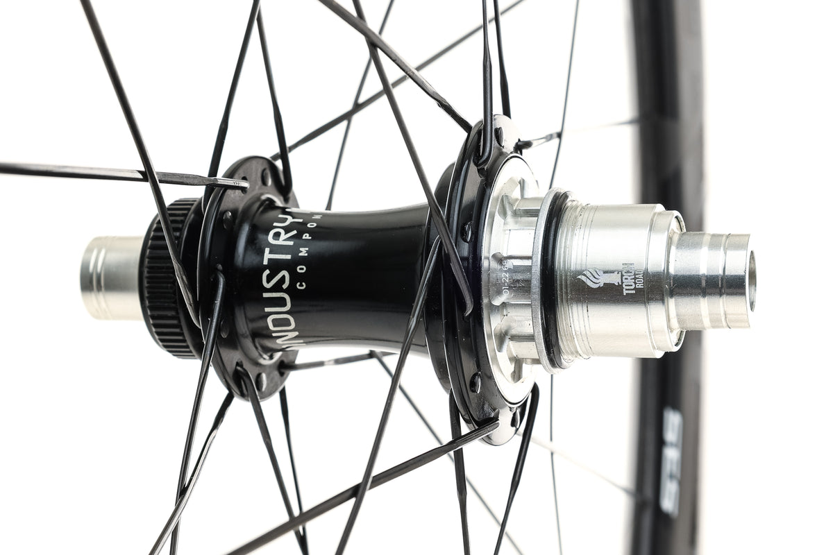 ENVE SES 4.5 AR w/ I9 Torch Hubs Carbon Tubeless 700c Wheelset - SRAM ...