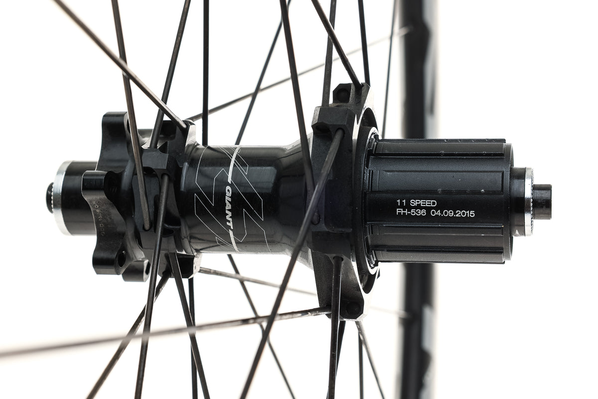 Giant SLR 1 30 Disc Carbon Clincher 700c Wheelset | The Pro's Closet ...