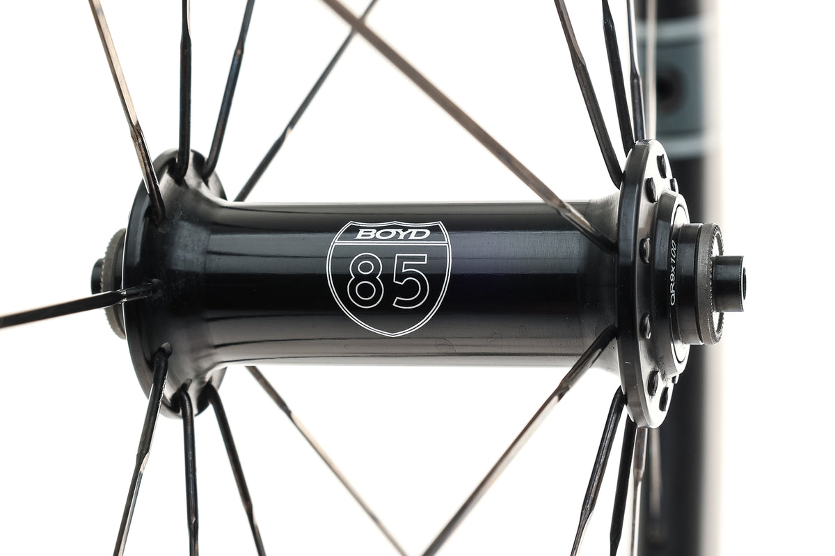 Boyd 44mm Carbon Clincher 700c Front Wheel | The Pro's Closet | WHL10394