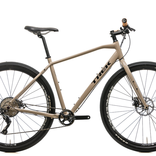Trek 920 Disc Touring Gravel Bike - 2018, 56cm | The Pro's Closet