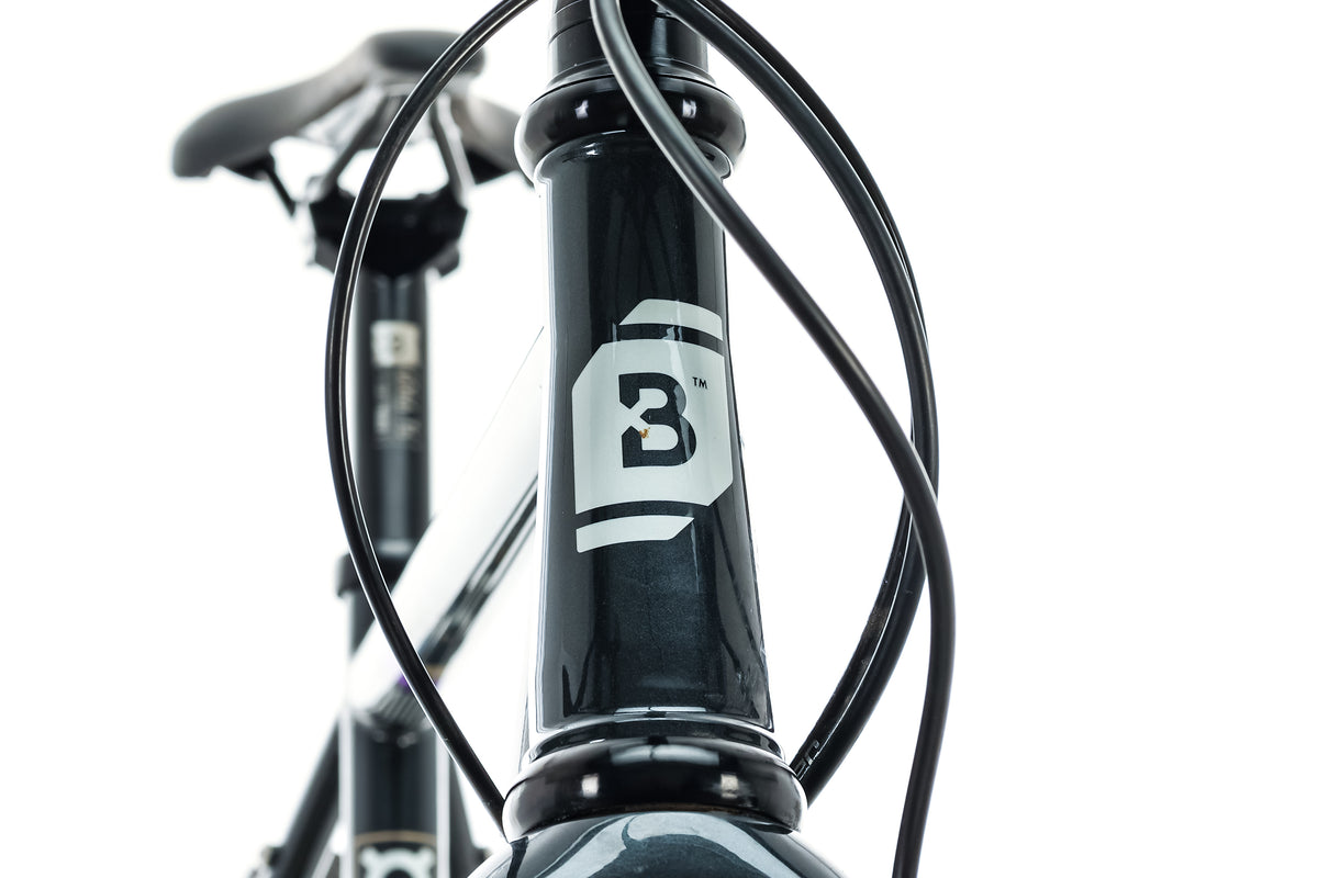 Bombtrack Hook Glossy Black Purple Gravel Bike - 2022, Medium | The Pro ...