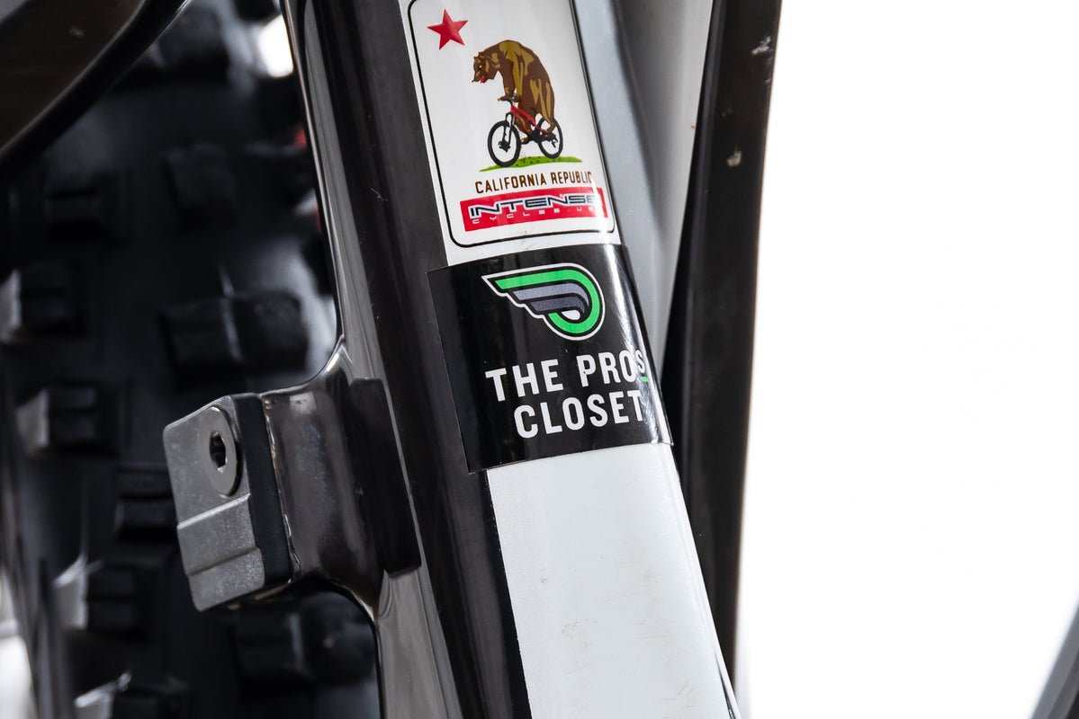 Intense Spider Pro Medium Bike - 2016 | The Pro's Closet – The Pro's Closet