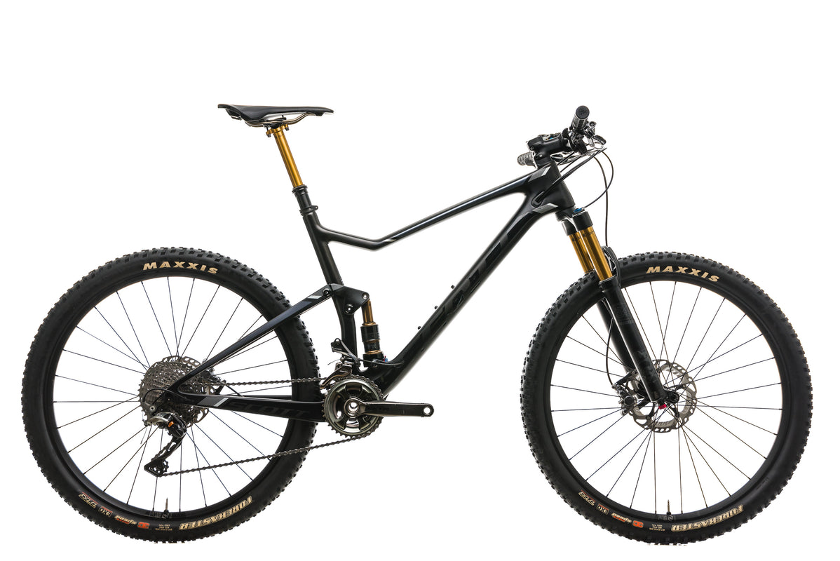 2018 Scott Spark 700 Ultimate Mountain Bike Large | The Pro's Closet ...