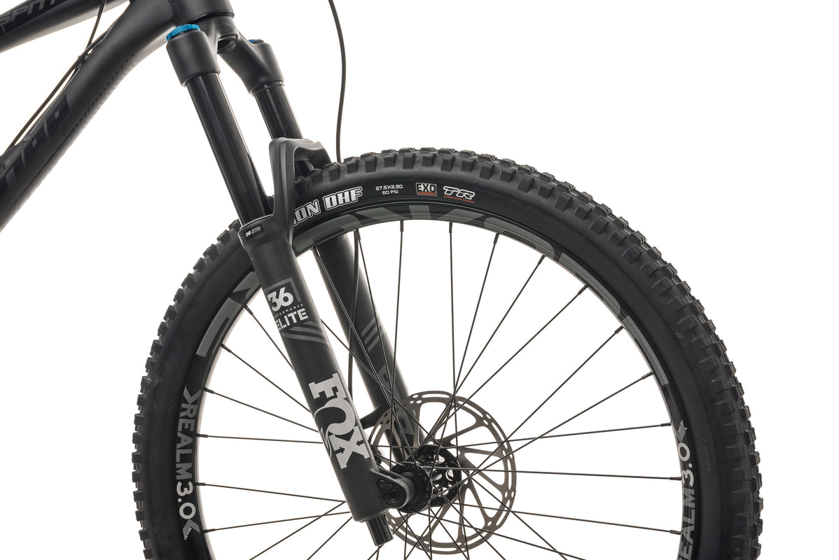 Banshee Spitfire V2 Mountain Bike - 2018, X-Large | The Pro's Closet ...