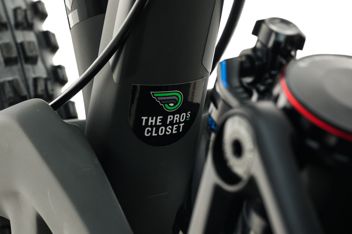 Evil Offering V2 X01 Hydra Mountain Bike 2022, Medium | Weight, Price ...