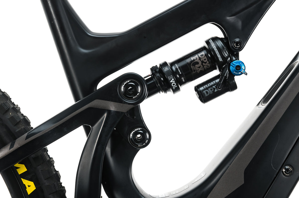 Pivot Shuttle Race XT Mountain E-Bike - 2020, La | The Pro's Closet