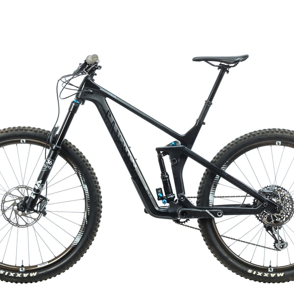 Canyon Strive CF 8.0 Mountain Bike - 2019, Medium | Weight, Price ...