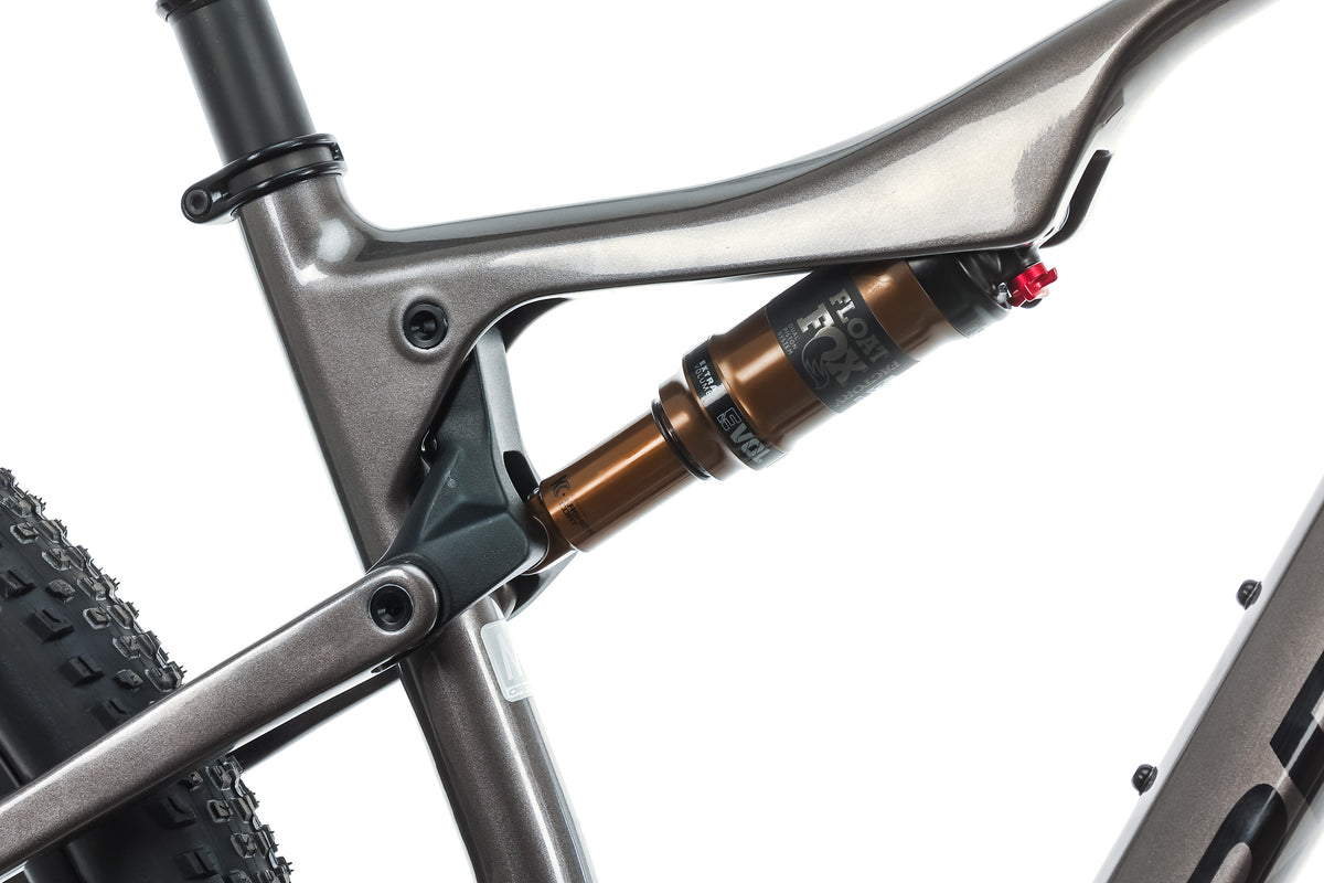 Orbea Oiz M10 TR Mountain Bike - 2022, Medium | Weight, Price, Specs ...