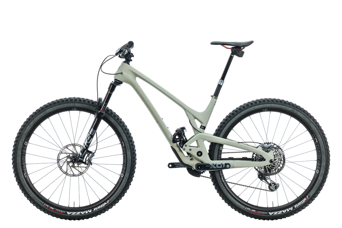 Evil Following V3 X01 I9 Mountain Bike - 2021, Medium | Weight, Price ...