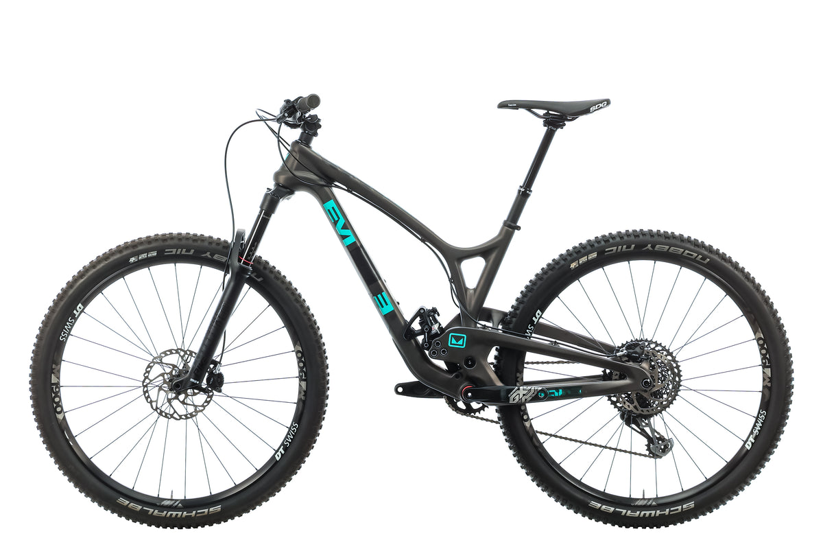 Evil Following V1 Mountain Bike - Medium | Weight, Price, Specs ...