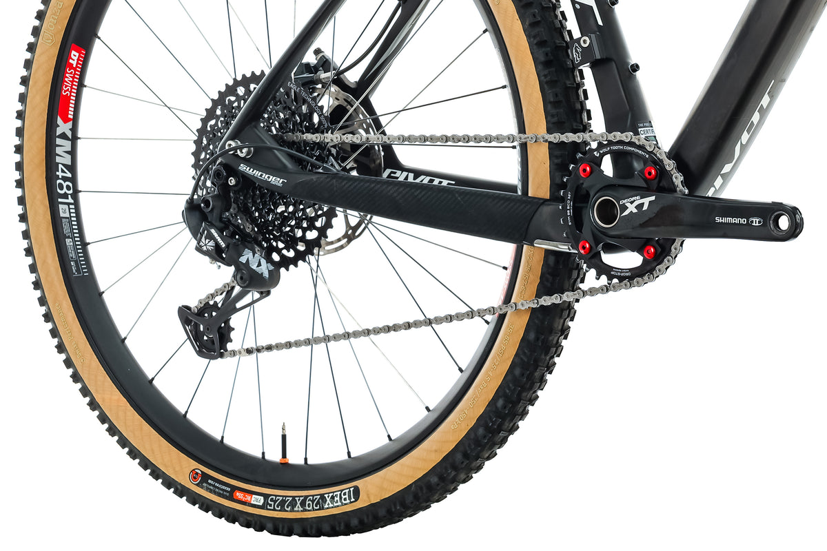 Pivot LES Mountain Bike - 2015, X-Large | The Pro's Closet