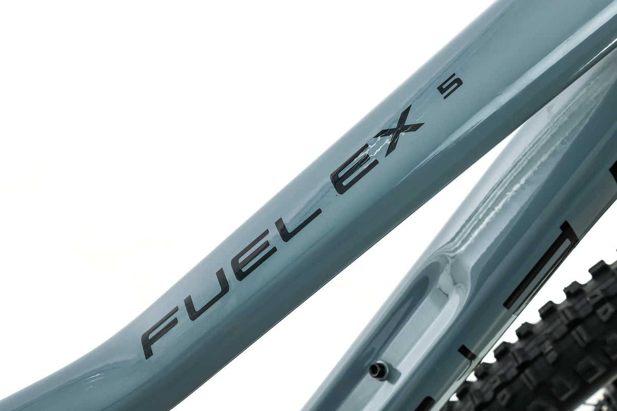 Trek Fuel EX 5 Mountain Bike - 2020, Small | The Pro's Closet