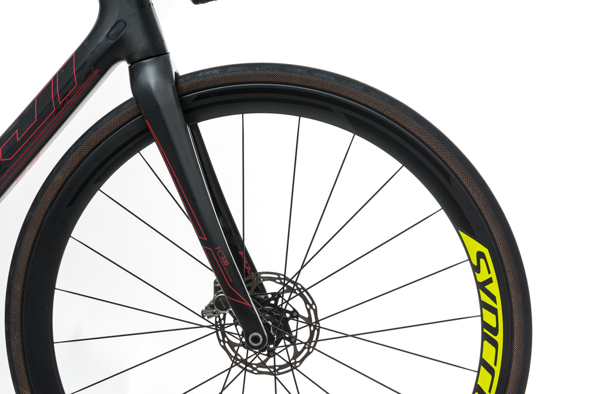 Fuji SL 1.1 Disc eTap 56cm Bike - 2017 | The Pro's Closet – The Pro's Closet