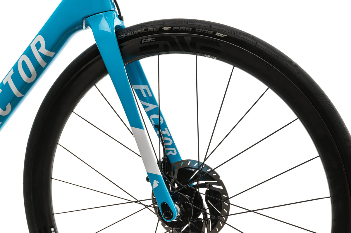 Factor O2 Disc Road Bike - 2018, 52cm | The Pro's Closet