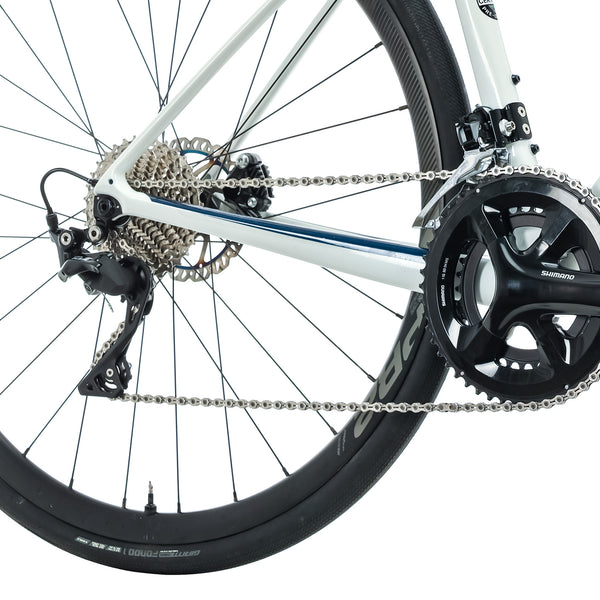 Giant Defy Advanced 2 Road Bike - 2020, Med/Larg | The Pro's Closet