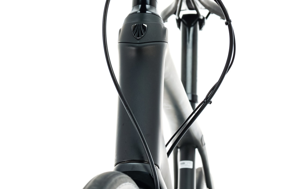 Trek Domane SL7 Disc Road Bike - 2019, 58cm | The Pro's Closet