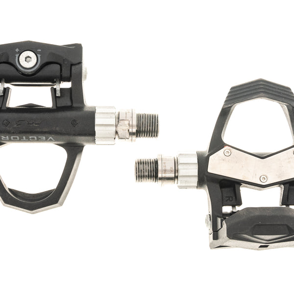 Garmin Vector 2 Pedals Clipless Black with Pods | The Pro's Closet