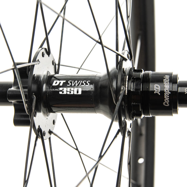 Roval Traverse Carbon Tubeless 29" Wheelset | The Pro's Closet