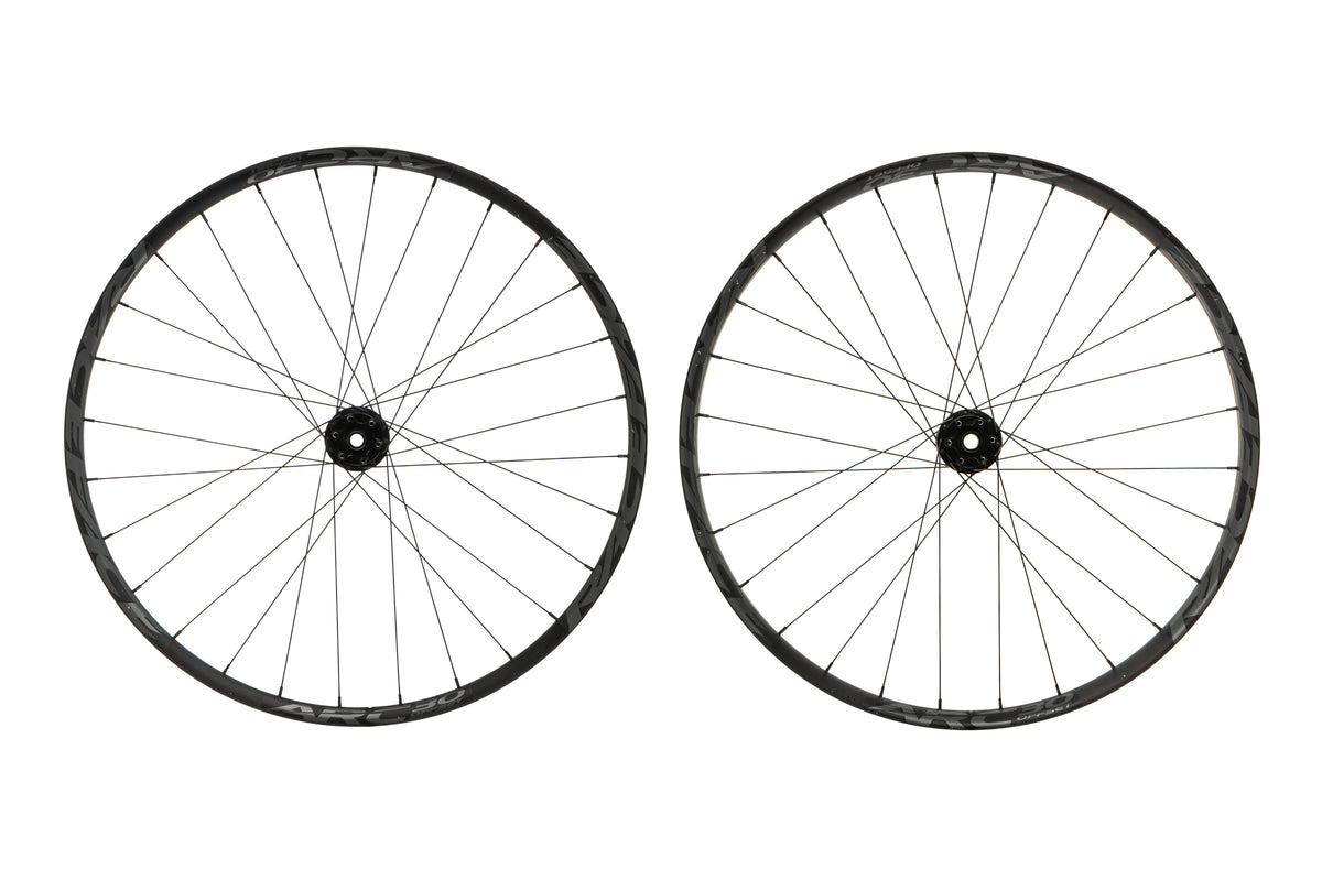 Race Face ARC 30 Offset Boost Aluminum Tubeless | The Pro's Closet