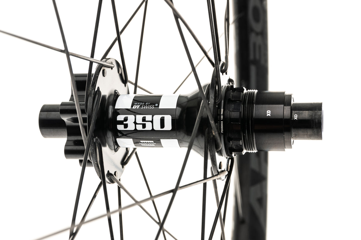 Race Face ARC 30 Offset Boost Aluminum Tubeless | The Pro's Closet