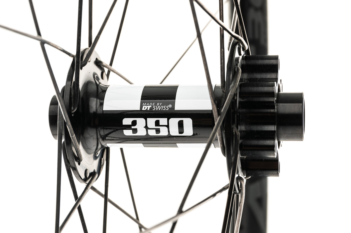 Race Face ARC 30 Offset Boost Aluminum Tubeless | The Pro's Closet