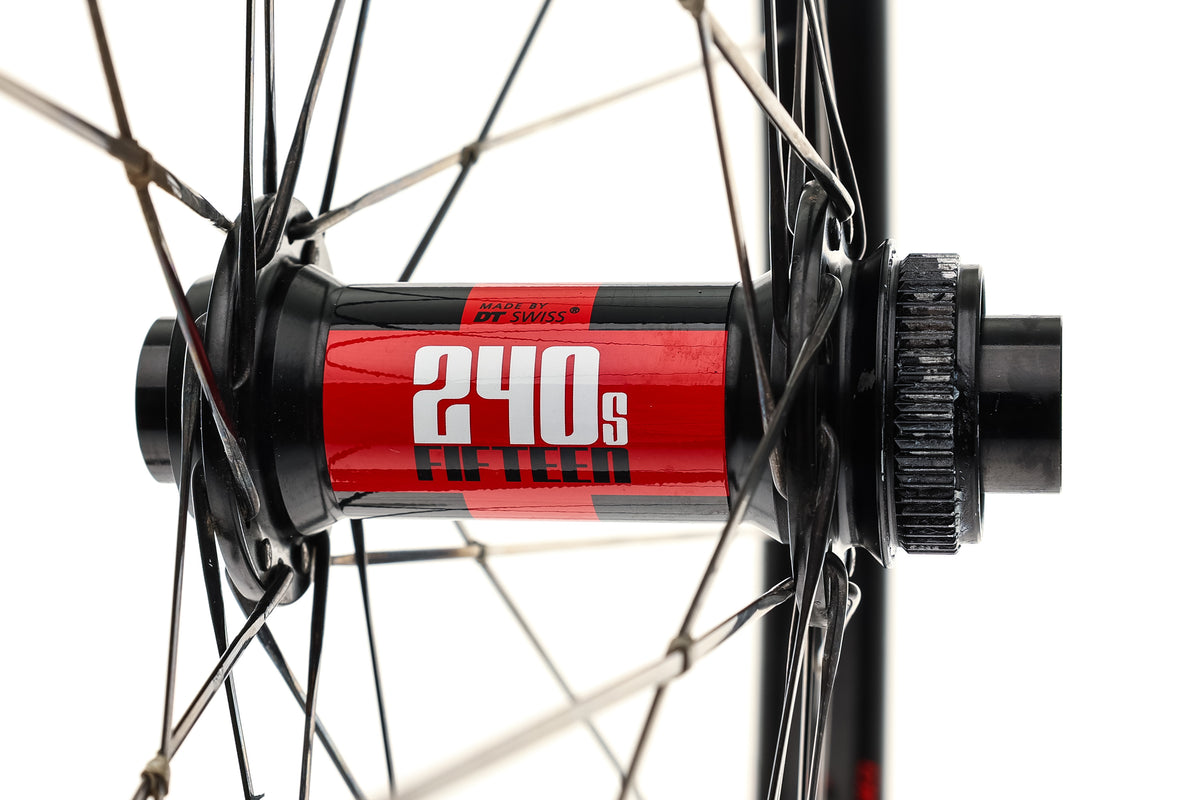 Stan's ZTR Flow MK3 Aluminum Tubeless 29" Front | The Pro's Closet