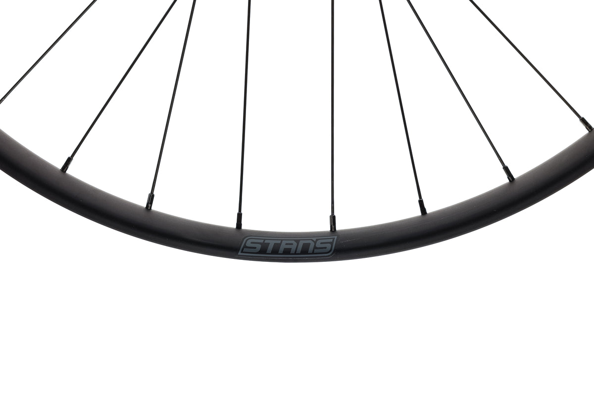 Stan's NoTubes Crest MK4 Aluminum Tubeless 29" W | The Pro's Closet