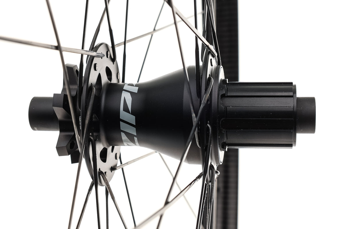 Zipp 3Zero Moto Carbon Tubeless 29" Wheelset | The Pro's Closet