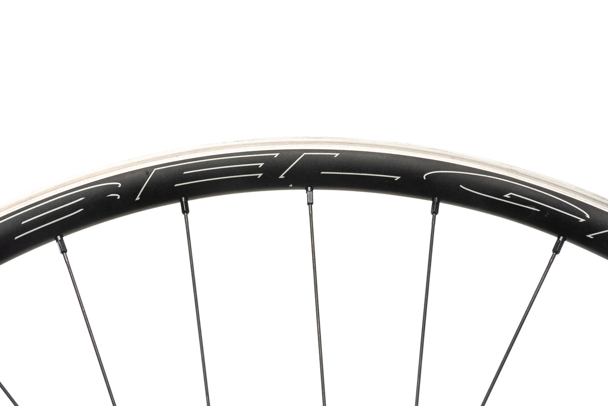 HED Belgium Plus Alloy Tubeless 700c Wheelset | The Pro's Closet