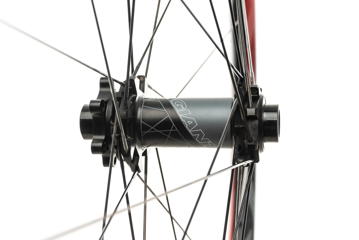 Giant XCR 1 Carbon Tubeless 29" Wheelset | The Pro's Closet
