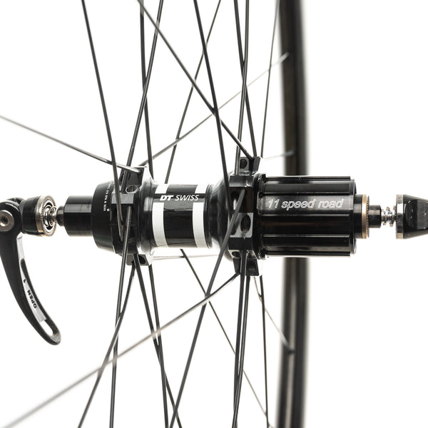 Revin R Thirty Five Carbon Tubeless 700c Wheelse | The Pro's Closet