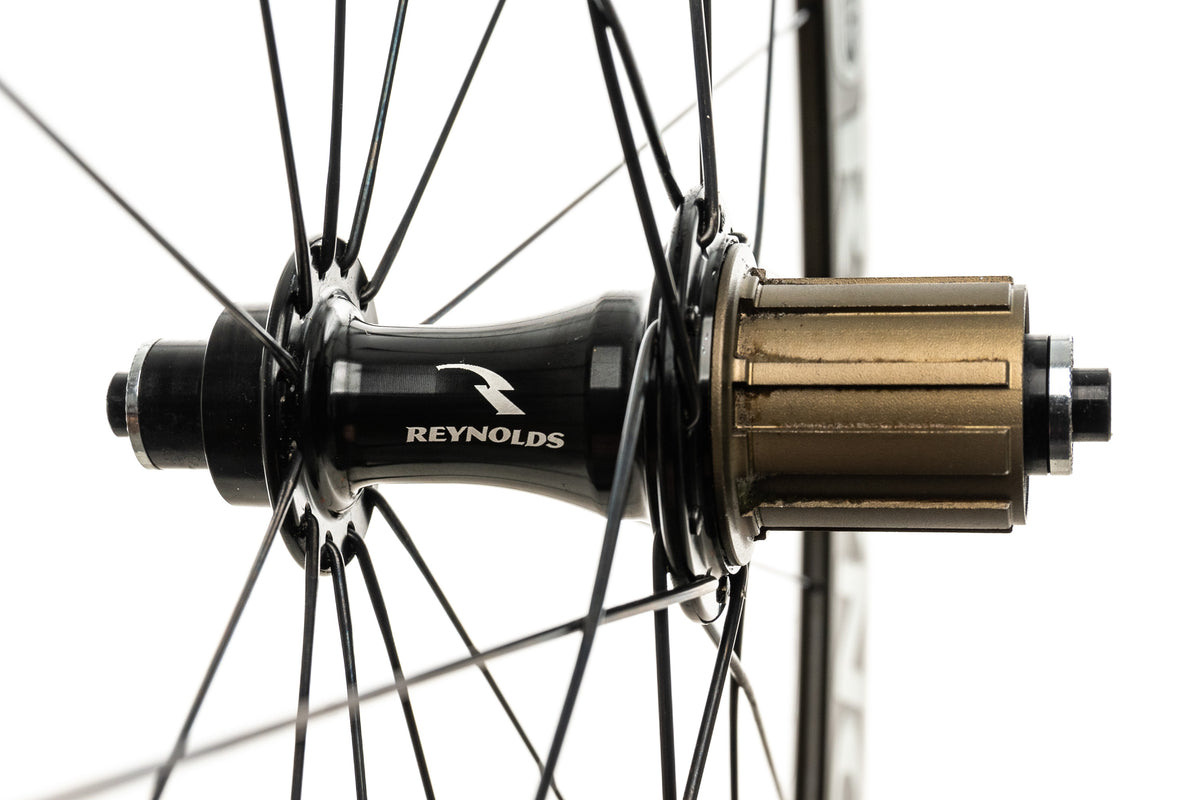 Reynolds Assault Carbon Clincher 700c Wheelset | The Pro's Closet