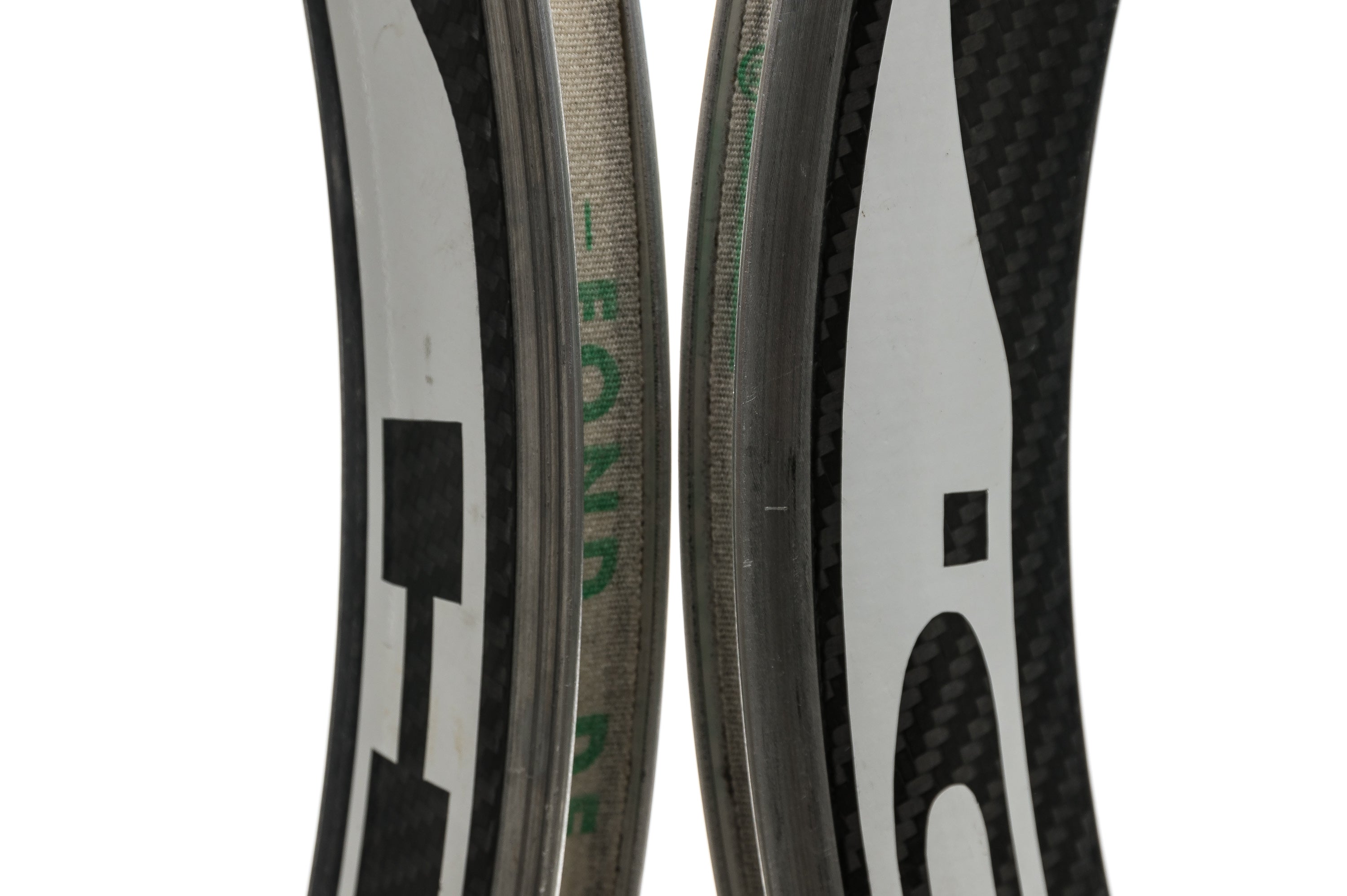 HED 3 TriSpoke Carbon / Aluminum Clincher 700c W | The Pro's Closet