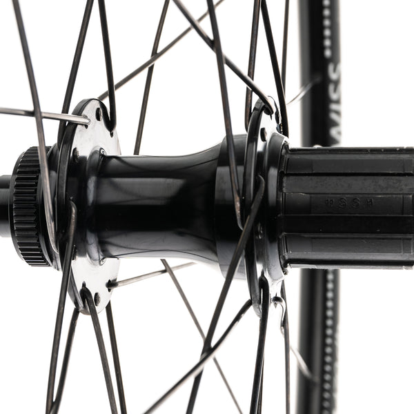 DT Swiss R 470 db Aluminum Tubeless 700c Wheelse | The Pro's Closet