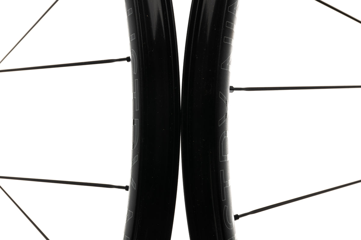 Industry Nine UL250 CX Aluminum Tubeless 650b Wh | The Pro's Closet