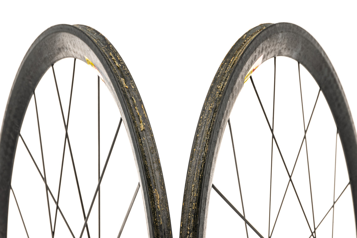 Mavic Cosmic Carbone Ultimate Carbon Tubular 70 | The Pro's Closet