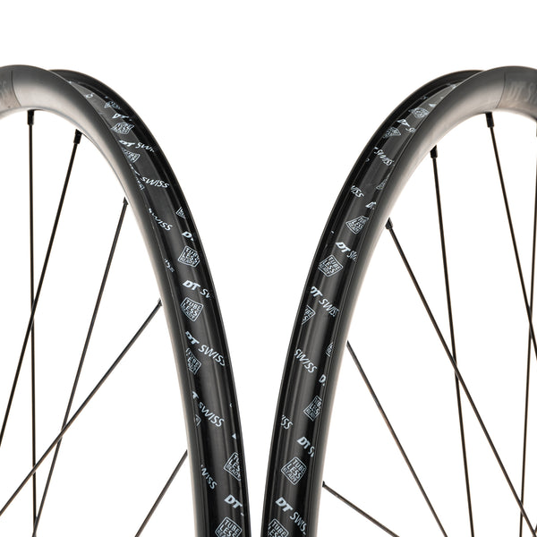 DT Swiss R470 Aluminum Tubeless 700c Wheelset | The Pro's Closet