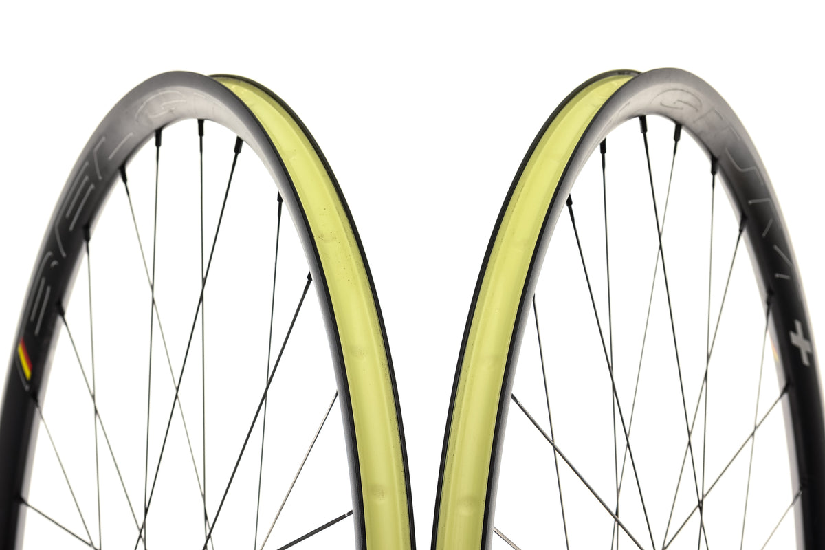 HED Belgium Plus Disc w/ Chris King Hubs Aluminu | The Pro's Closet