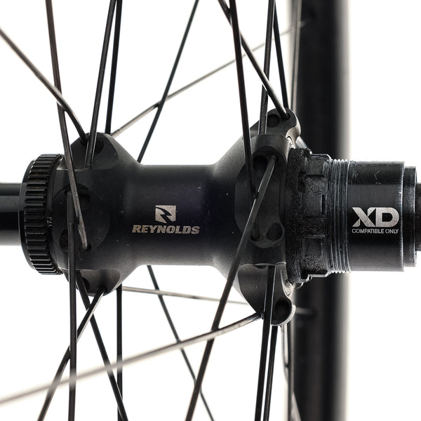 Reynolds ATR Carbon Tubeless 700c Wheelset | The Pro's Closet