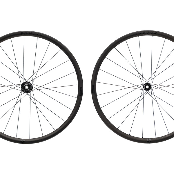 Reynolds Attack Carbon Tubeless 700c Wheelset | The Pro's Closet
