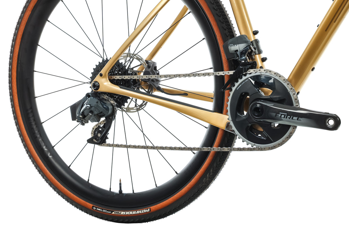 Salsa Warbird Carbon AXS Wide Gravel Bike - 2021 | The Pro's Closet